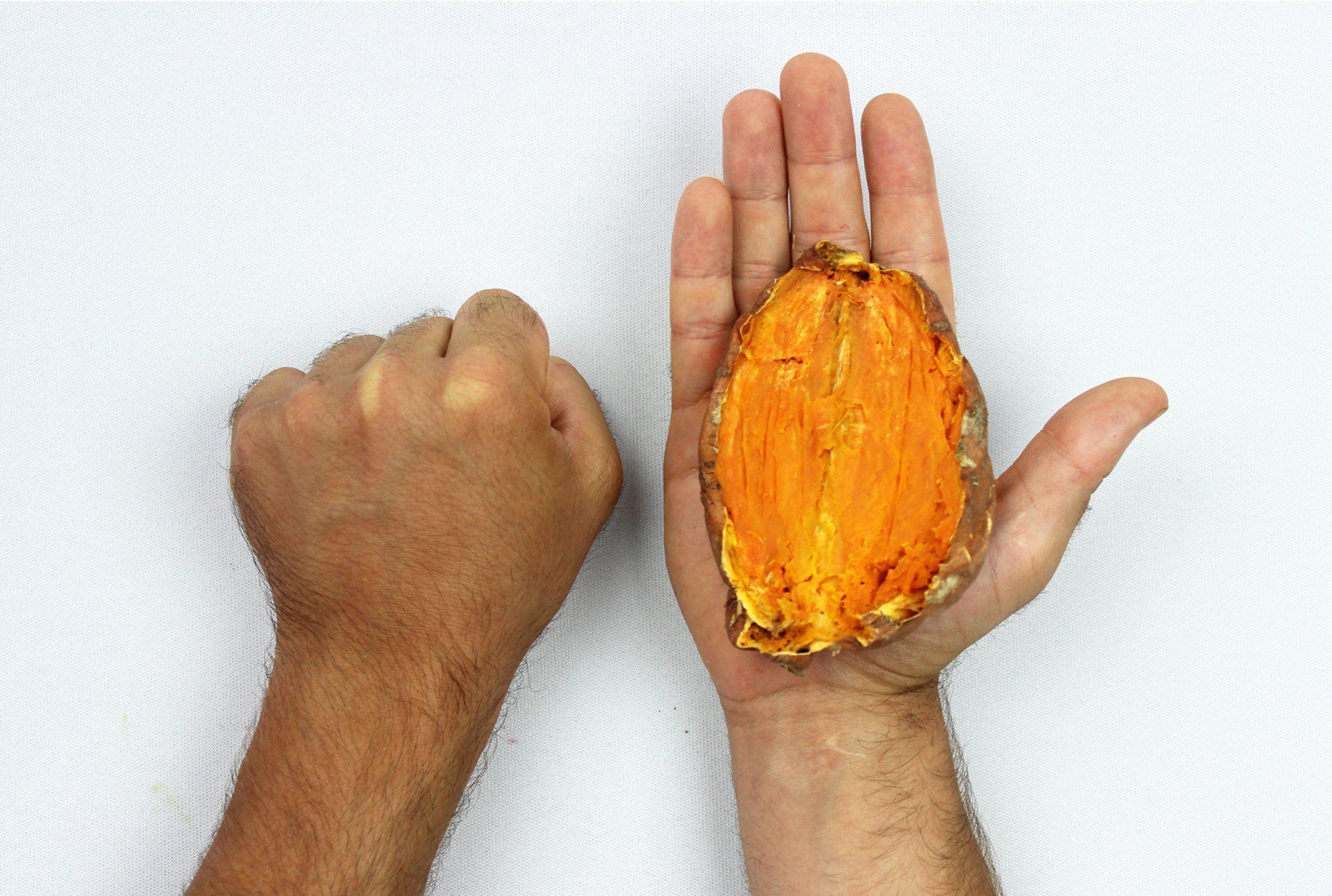 How to use your hands to diet - BTN.Academy